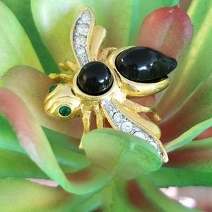 Joan Rivers | Jewelry | Bee Brooch | Poshmark